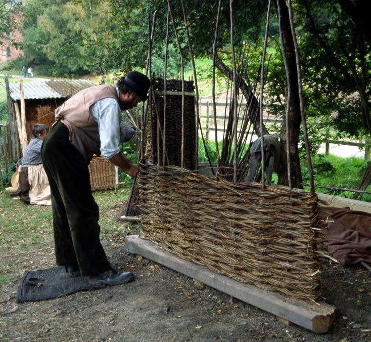 "Weaving a Wattle Fence" by Dave Clews at PicturesofEngland.com