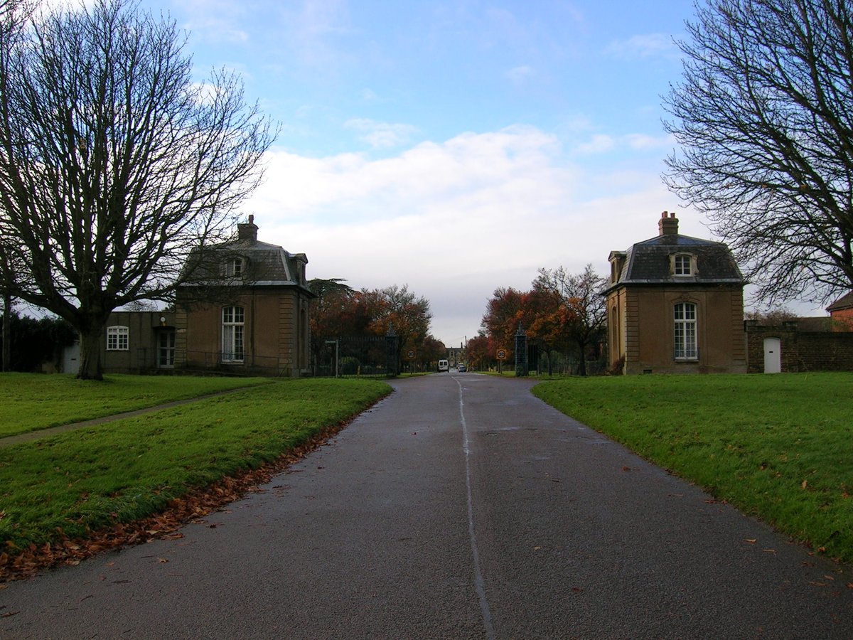 "Wrest Park Gate House, Silsoe, Bedfordshire" by saildiver at ...