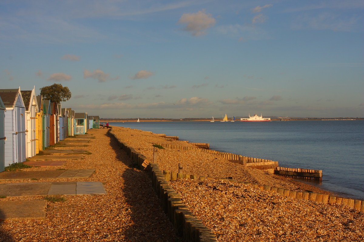 "Calshot Beach" by David Thomas at PicturesofEngland.com