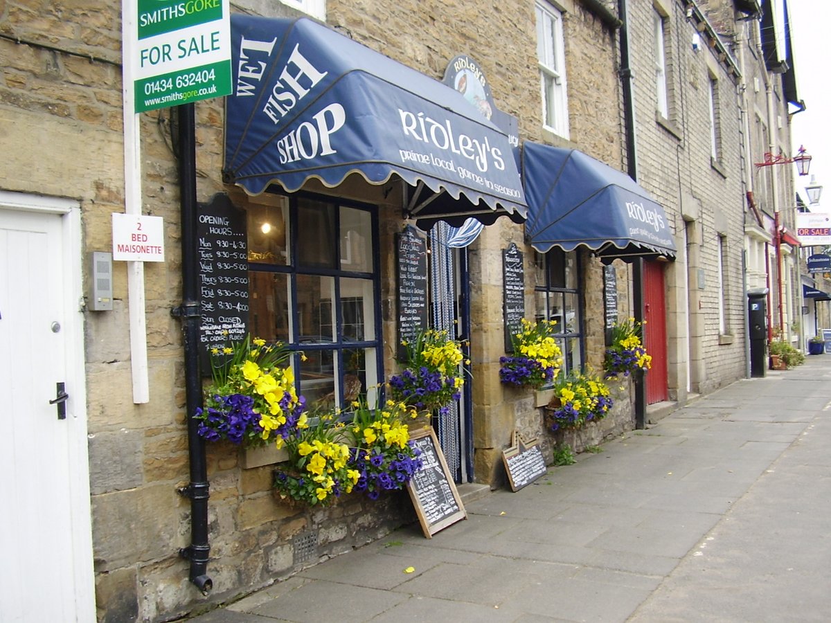 "Corbridge, Northumberland" by Lorraine at PicturesofEngland.com
