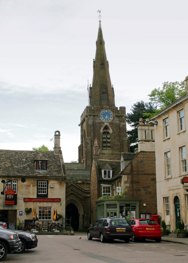 "Uppingham ,marketplace" by Mark Corby at PicturesofEngland.com