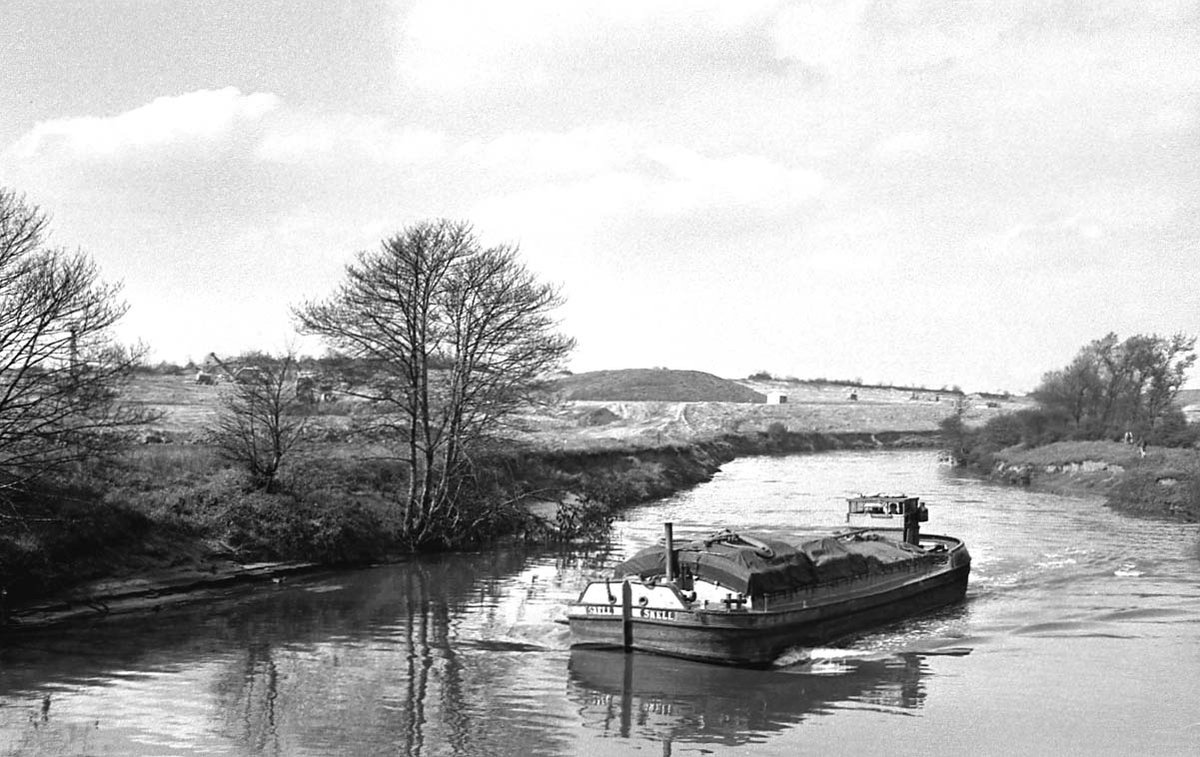 "Rotherham of old" by Colin Pearson at PicturesofEngland.com
