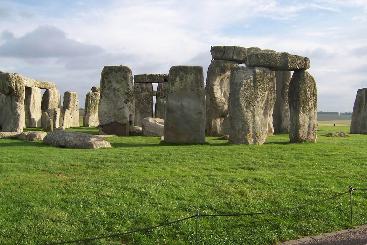 "Erected in about 2200 BC" by Ruth Gregory at PicturesofEngland.com