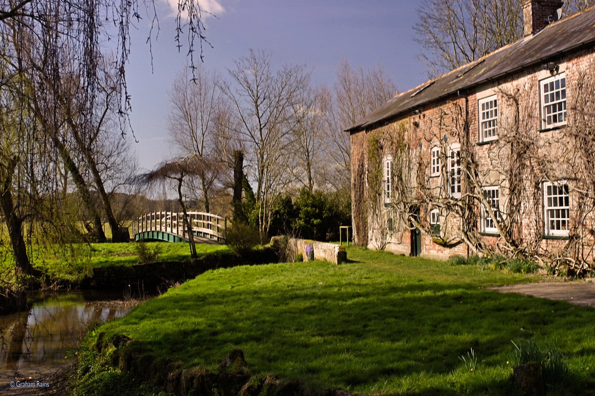 "Spetisbury in Dorset" by Graham Rains at PicturesofEngland.com