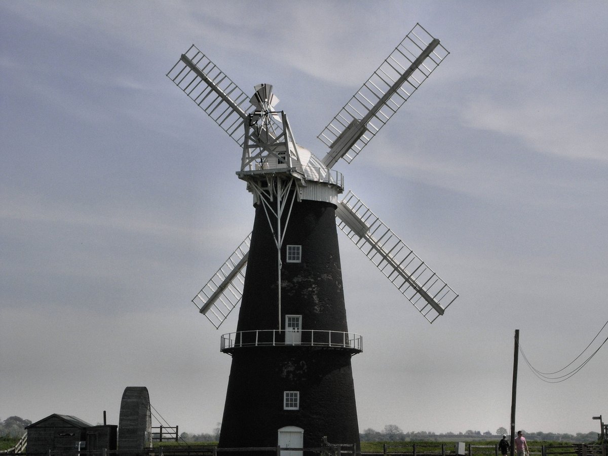 "Reedham Berney Arms Windmill" by Peggy Cannell at PicturesofEngland.com