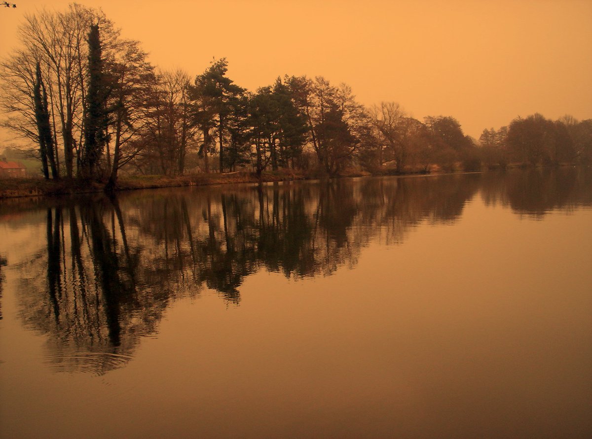 "Weybread Pits" by Ian Tosh at PicturesofEngland.com