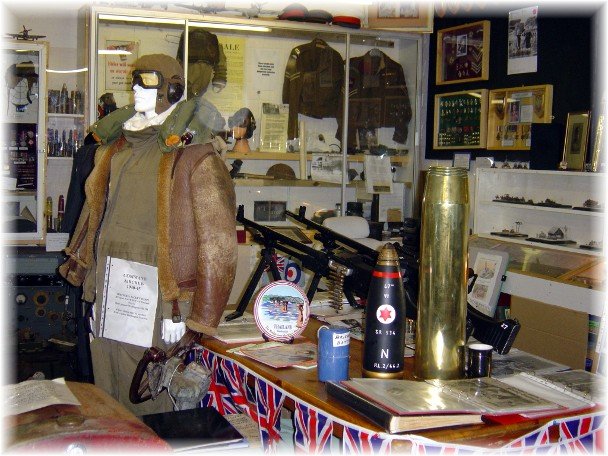 "Brixham Battery Heritage Museum" by Phil Trayhorn at PicturesofEngland.com