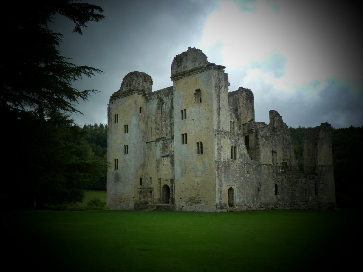"Spotlight on Old Wardour Castle" by Vince Hawthorn at ...