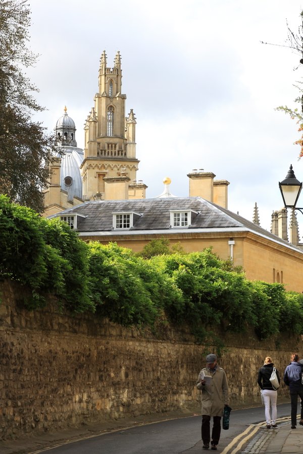 "Queen's Lane, Oxford" by Edward Lever at PicturesofEngland.com