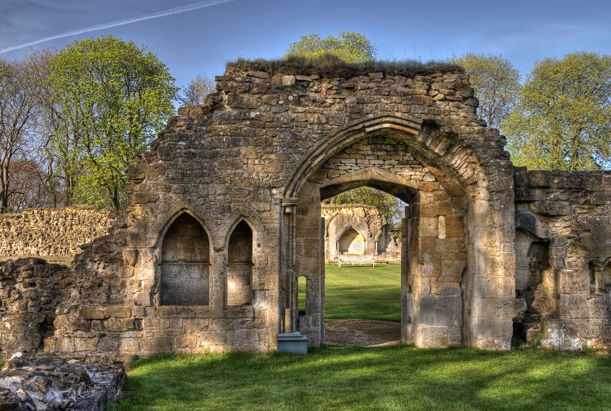 "Hailes Abbey" by Roger Nichol at PicturesofEngland.com