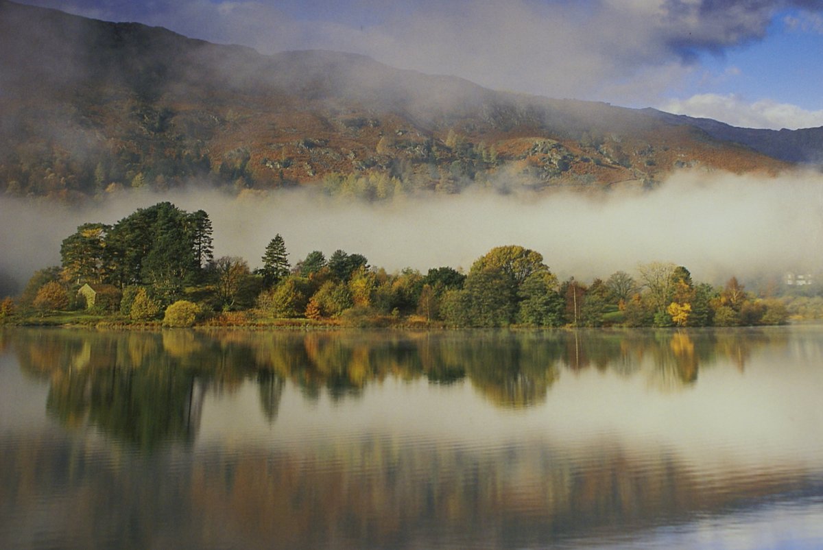 "Low mist on Windermere" by Alan Dixon at PicturesofEngland.com