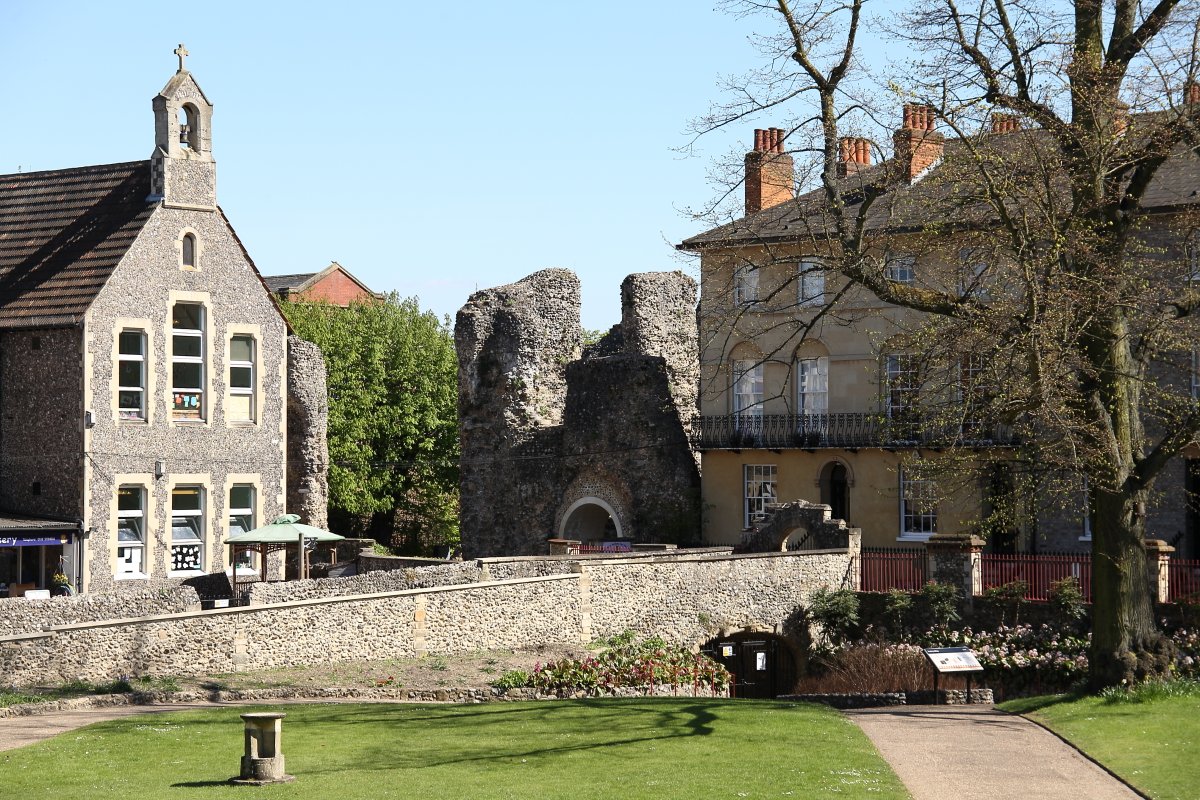 "Forbury Gardens and Abbey Ruins, Reading" by Edward Lever at ...