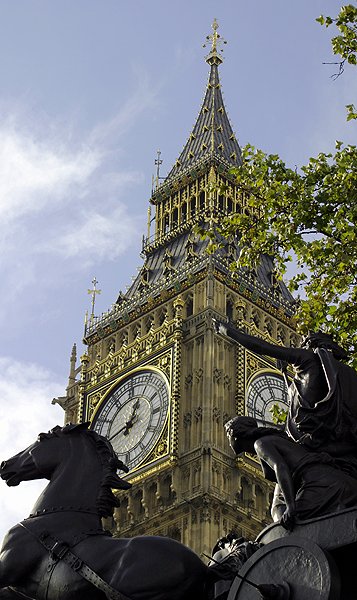 "Elizabeth Tower, London" by Tom Curtis at PicturesofEngland.com