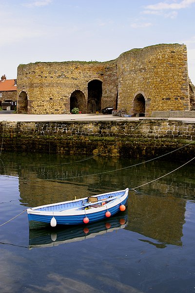 "Limekilns at Beadnell" by Tom Curtis at PicturesofEngland.com