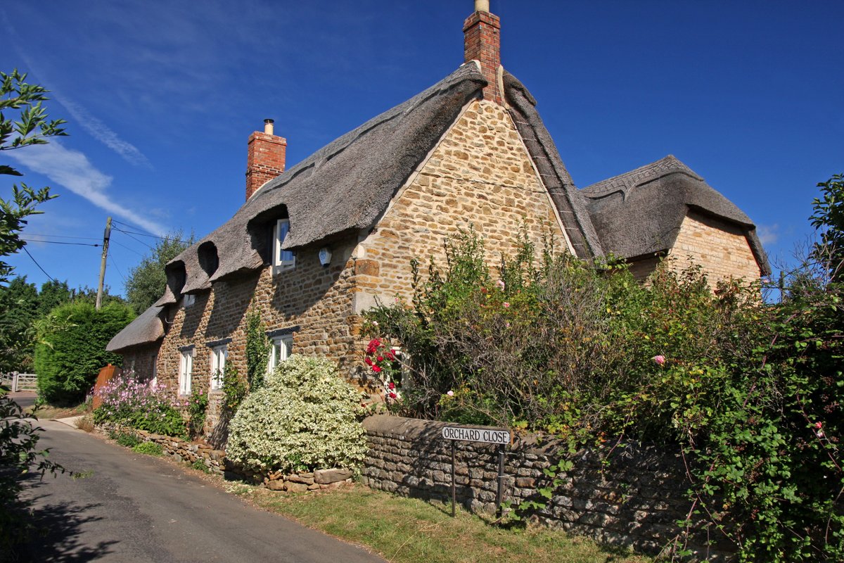 "Egleton" by Zbigniew Siwik at PicturesofEngland.com