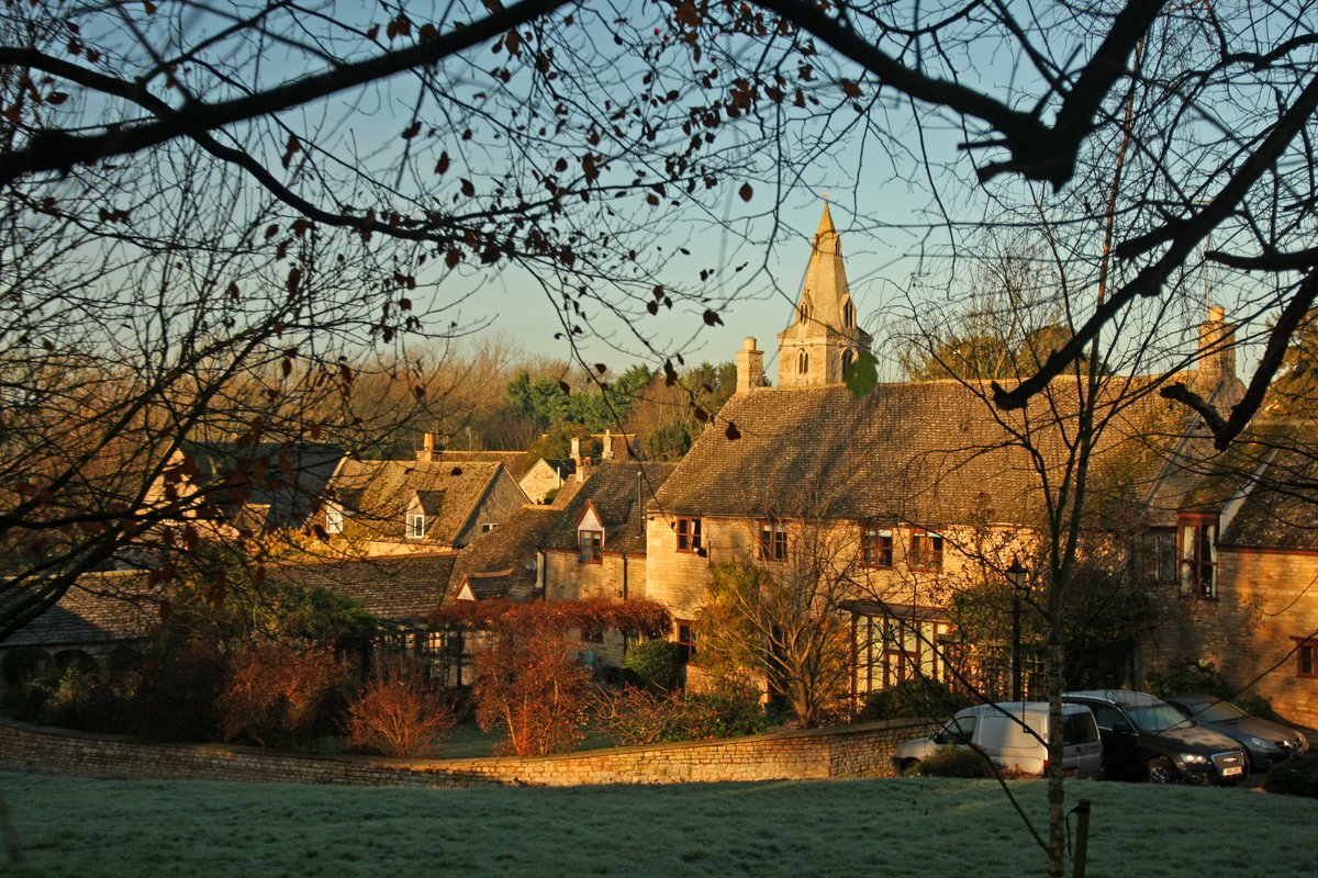 "Duddington" by Zbigniew Siwik at PicturesofEngland.com
