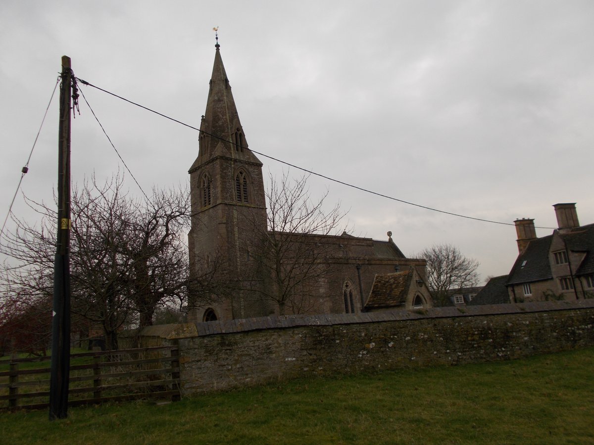 "Pilton Church, Northamptonshire" by Rod Warner at PicturesofEngland.com