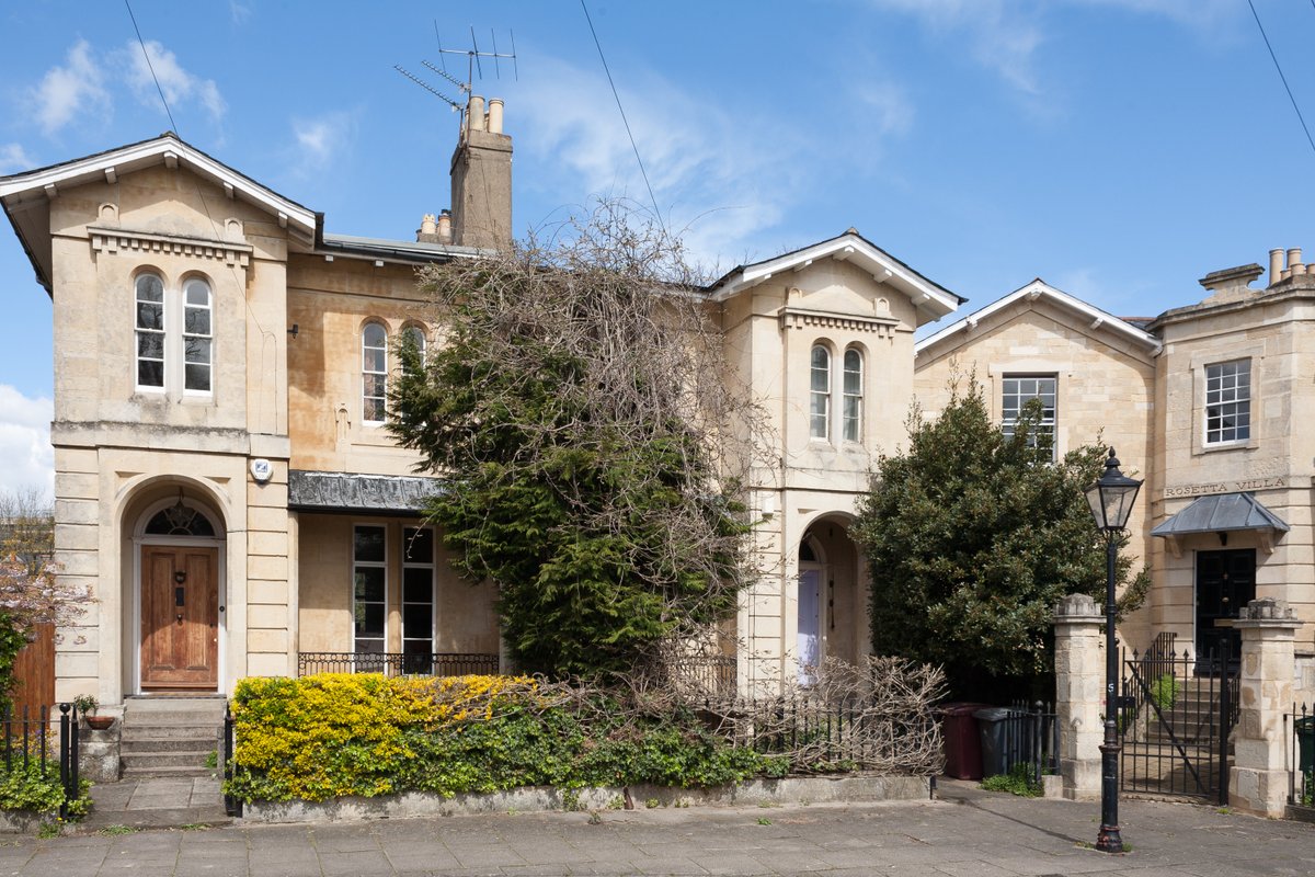 "Eldon Square, Reading" by Edward Lever at PicturesofEngland.com