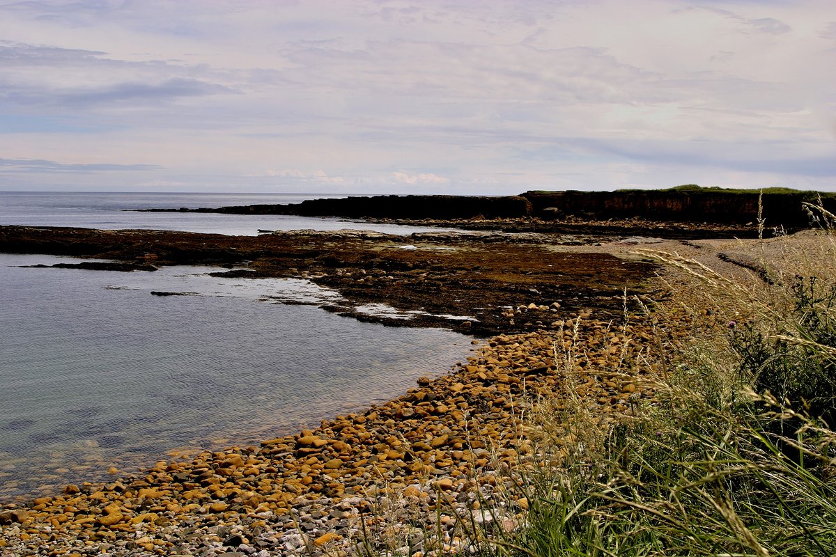 "Beadnell Bay, Northumberland" by Tom Curtis at PicturesofEngland.com