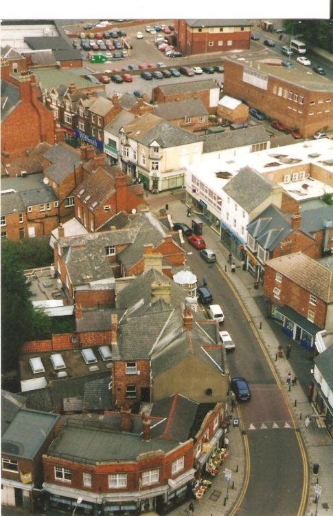 "Rushden from a balloon" by Rod Warner at PicturesofEngland.com
