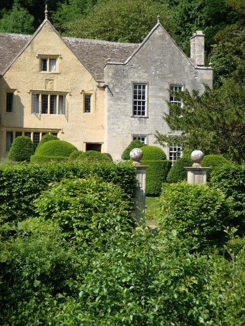 "Owlpen Manor June 20008" by Cees Zeelenberg at PicturesofEngland.com